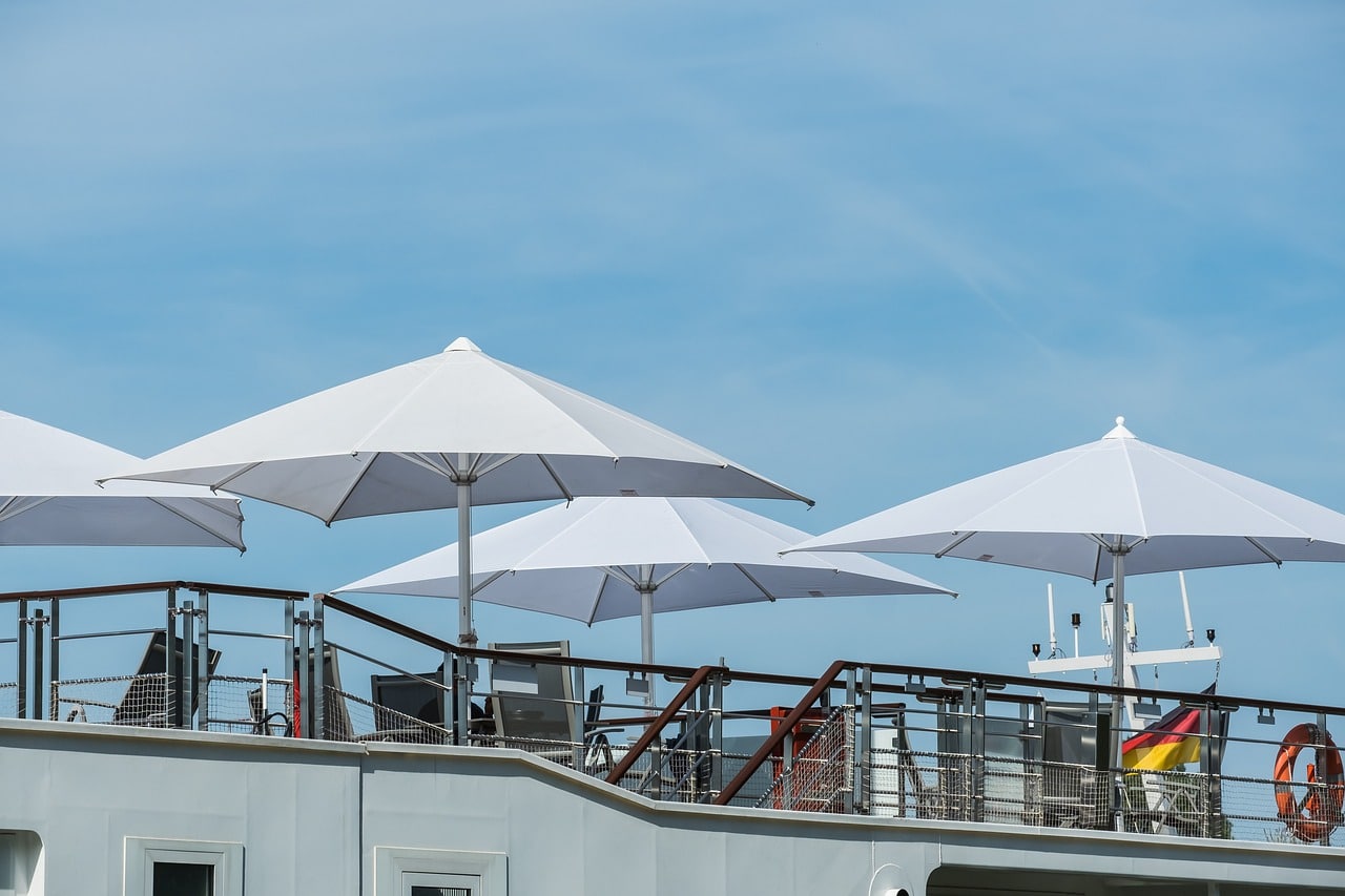 Un parasol pour terrasse de professionnel.